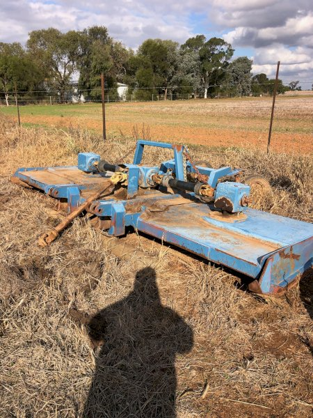 Lot 13 - 13ft Chris Grow Orchard Slasher | AuctionsPlus