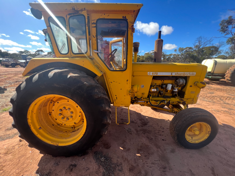 Lot 5 - Chamberlain Cab Tractor | AuctionsPlus