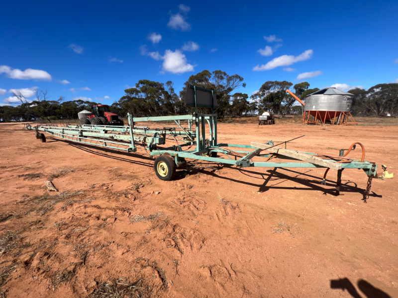 Lot 38 - Goldacres Ground Glider ground glider | AuctionsPlus
