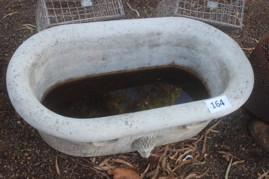 Lot 164 - Cement Bath Tub | AuctionsPlus