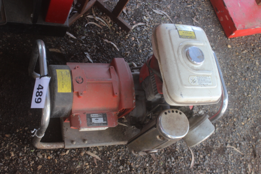 Lot 489 - Powerlite Honda Generator | AuctionsPlus