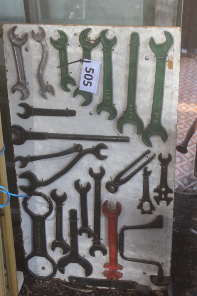 Lot 505 - Spanner Display | AuctionsPlus