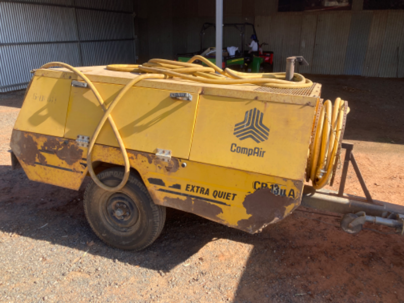 Lot 15 - CompAir compressor | AuctionsPlus