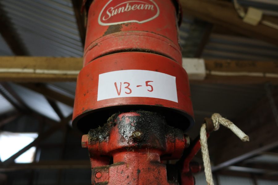 Lot 6 - Shearing sunbeam plant and down tube | AuctionsPlus