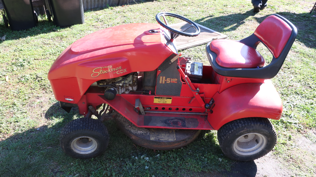 Lot 94 - Cox Stockman Series 2 Ride on Mower 11.5 hp | AuctionsPlus