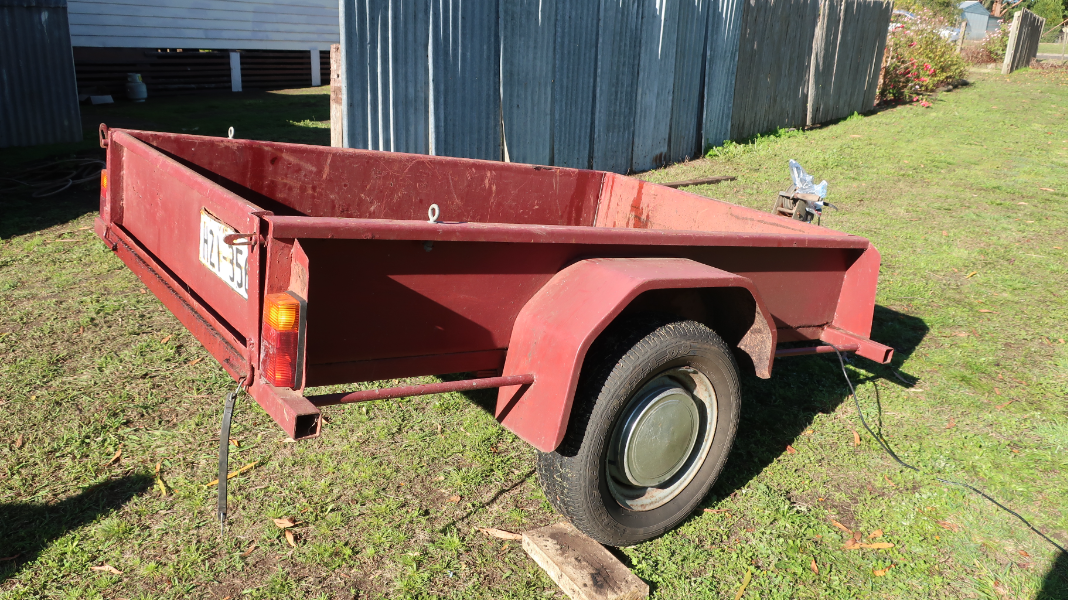 Lot 81 - 6x4 Trailer | AuctionsPlus
