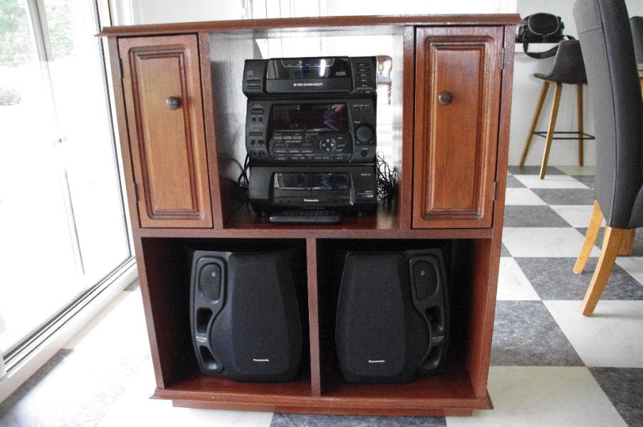Lot 52 - Custom made timber entertainment unit with Panasonic sound ...