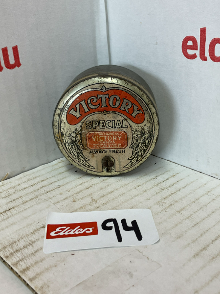 Lot 94 - Victory Special Tobacco Tin | AuctionsPlus