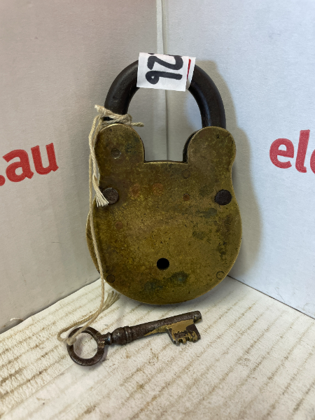 Lot 226 - Lock & Key | AuctionsPlus