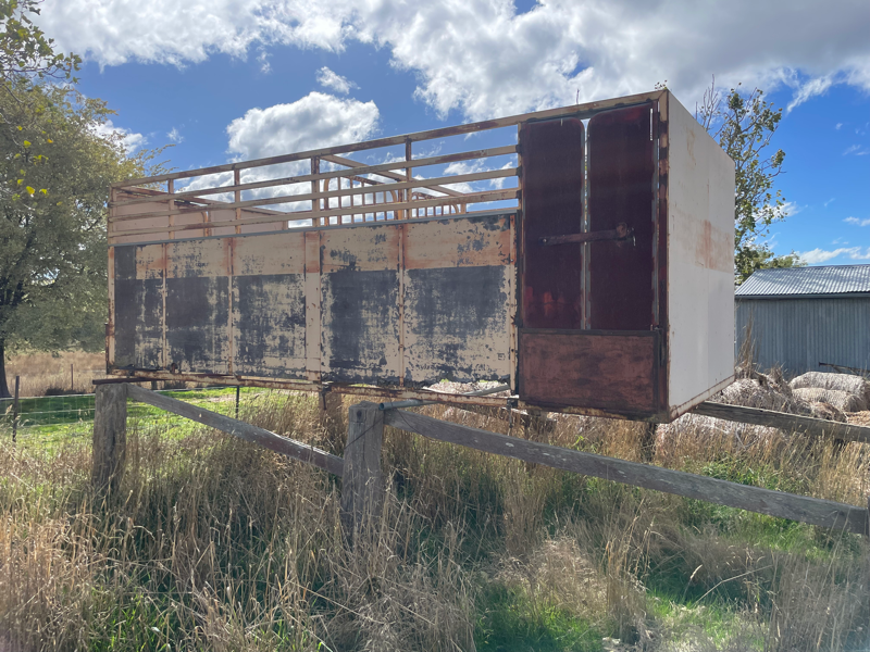 Lot 94 - STOCK CRATE | AuctionsPlus