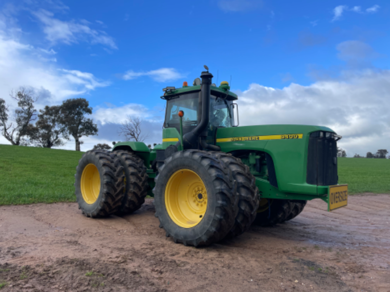 Lot 105 - John Deere 9400 Tractor | AuctionsPlus