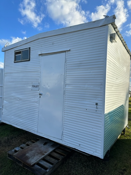 Lot 115 - ATCO ablution/Toilet block (2 x toilet, 1 x urinal, and 1 x ...