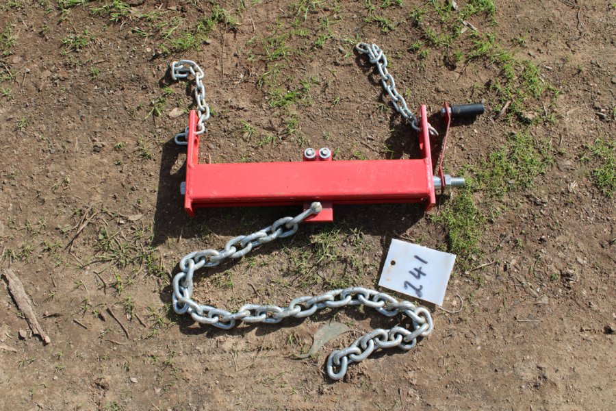 Lot 241 - Engine Lifting Jig | AuctionsPlus