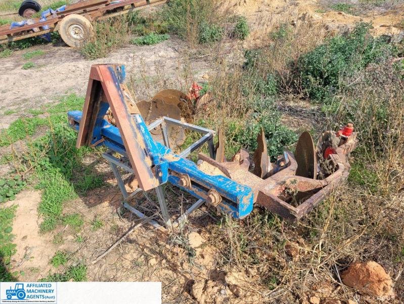 Lot 73 - 3pl Quick Hitch H/Duty Berends Disc Hiller | AuctionsPlus