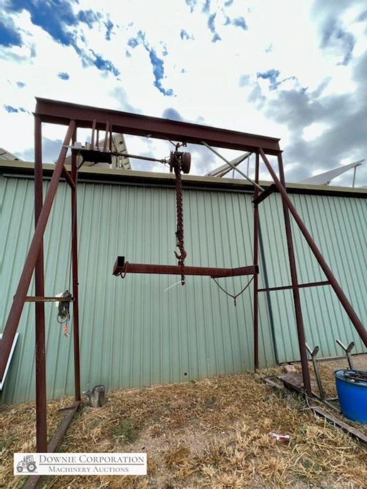Lot 193 - Heavy Duty Gantry | AuctionsPlus