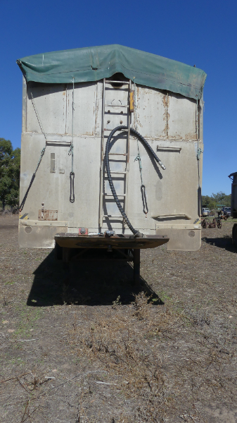 Lot 8 - Alcan 1988 tip over axle | AuctionsPlus
