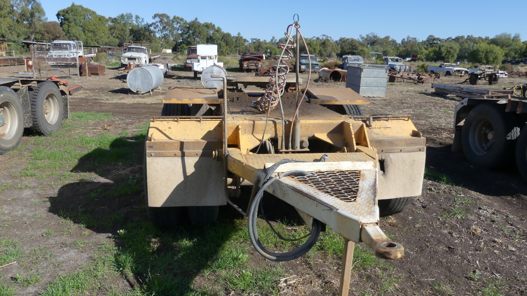 Lot 17 - Ophee 1983 trailer Dolly | AuctionsPlus