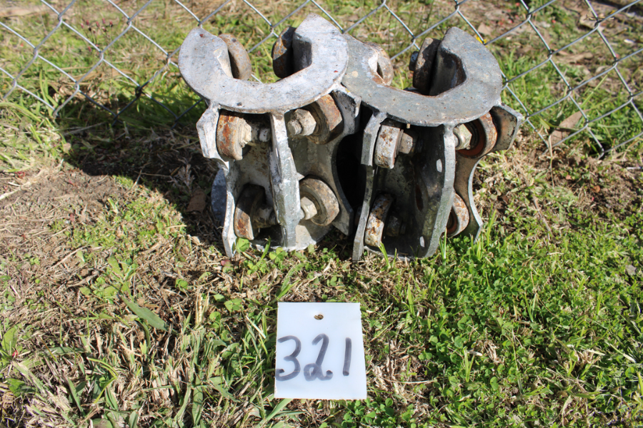 Lot 321 - Gantry system | AuctionsPlus