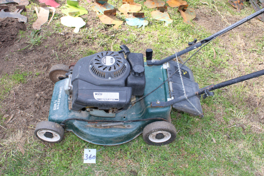 Lot 360 - Victa Lawnkeeper Mower | AuctionsPlus