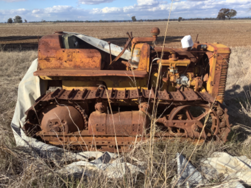 Lot 215 - Dozer | AuctionsPlus