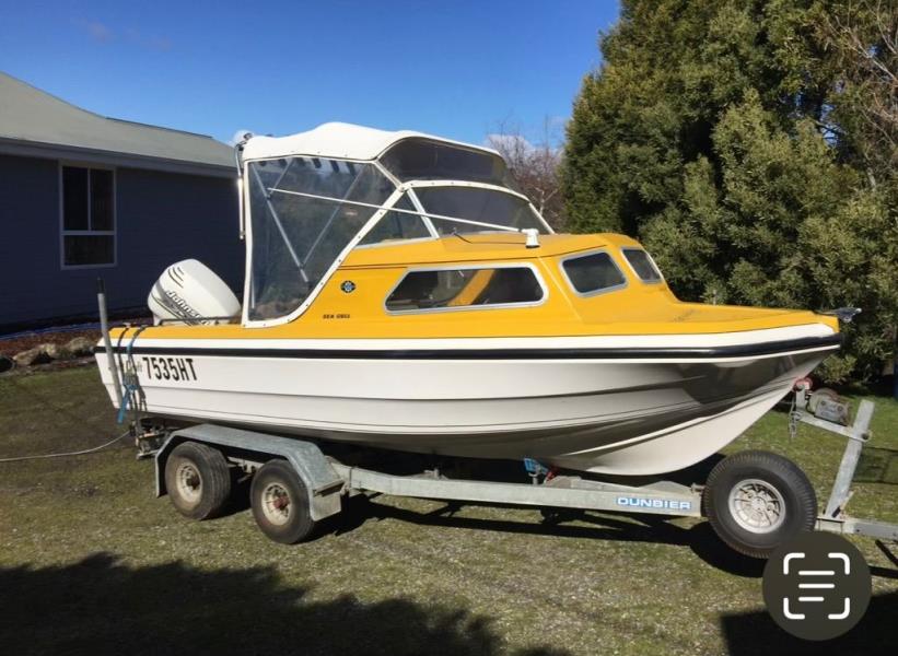 Lot 51 - Swift Craft Sea Gull 5m Fibreglass Boat | AuctionsPlus
