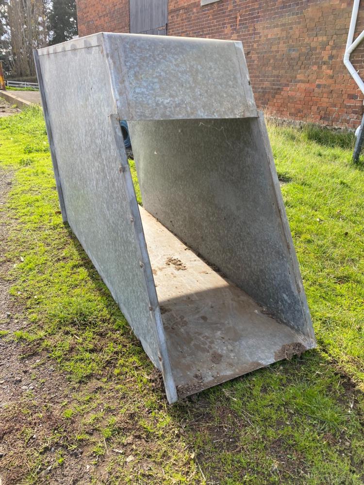 Lot 84 - Shearing Shed Sheep Chute | AuctionsPlus