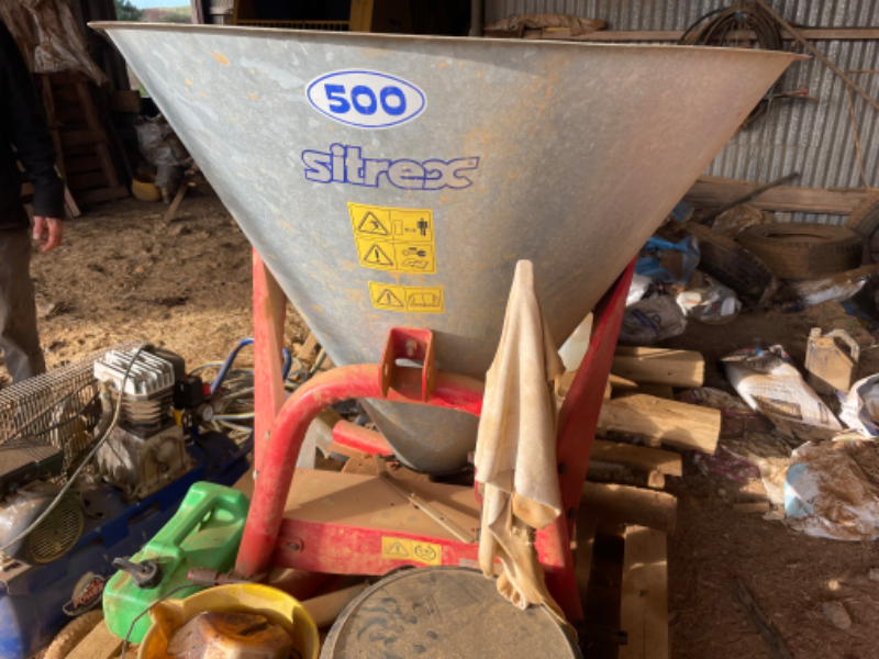 Lot 123 - Sitrex 500 Super Spreader | AuctionsPlus