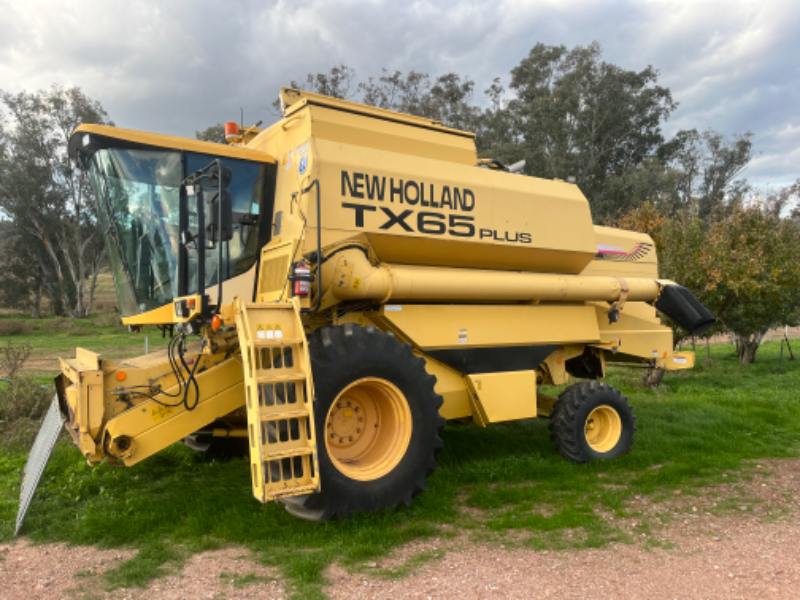 Lot 27 - New Holland TX65 | AuctionsPlus