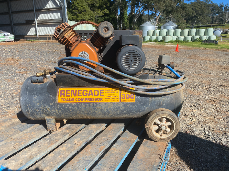 LOT 113 - Air compressor Renegade | AuctionsPlus