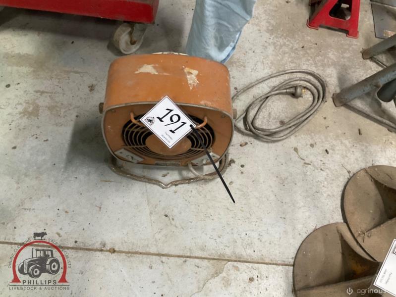 Lot 191 - Heat fan (PYE) | AuctionsPlus