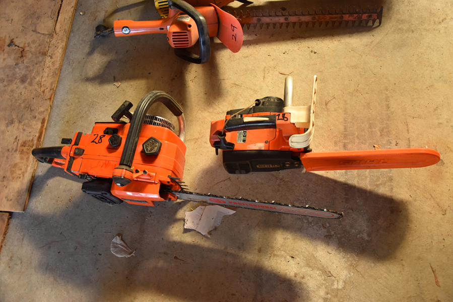 Lot 28 - Mobilco Echo Chainsaw & Kioritz Echo Chainsaw | AuctionsPlus
