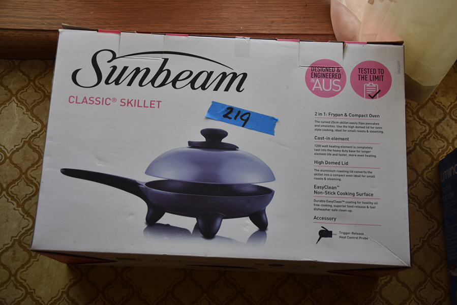 Lot 219 - Sunbeam Classic Skillet | AuctionsPlus