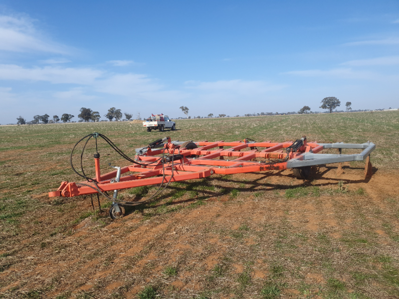 Lot 15 - Deep Ripping Plough, 6 mtr, 11 Tyne, 600ml Spacing | AuctionsPlus