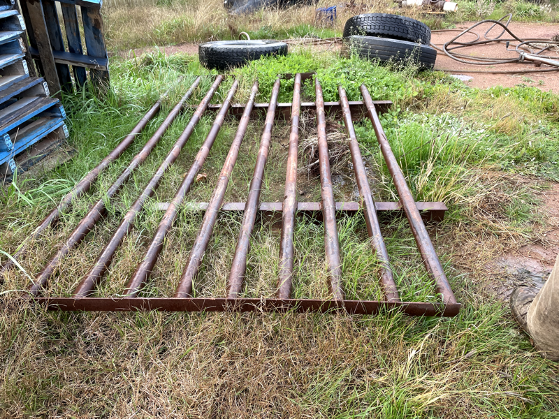Lot 153 - Cattle grid | AuctionsPlus