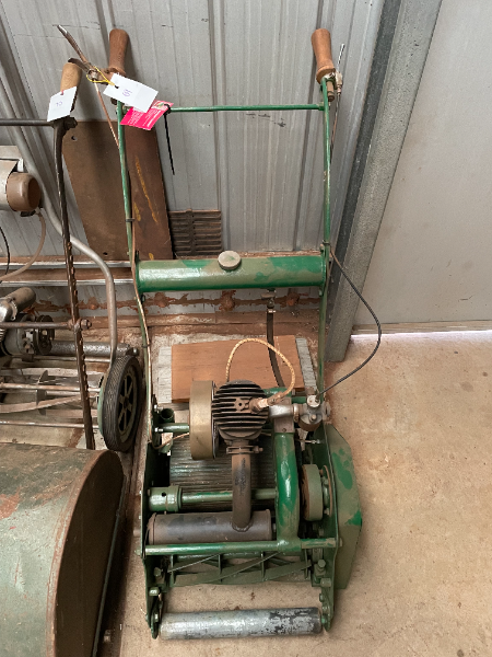 Lot 69 - Vintage Ransome, Sims & Jefferies 'Minor 12' MK1 Cylinder ...