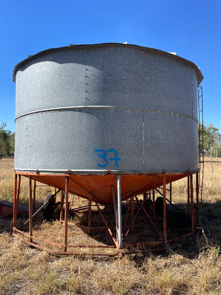 Lot 37 - Mobile Silo | AuctionsPlus