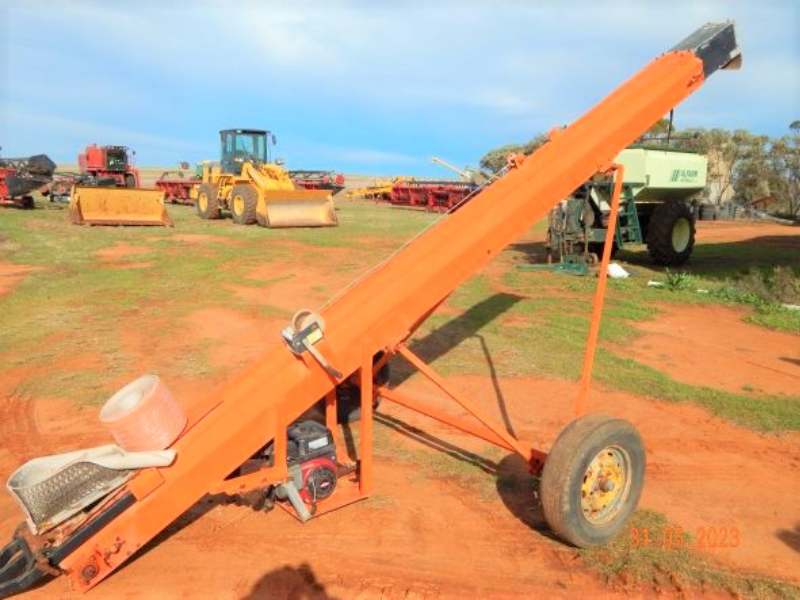 Lot 24 - Belt Auger | AuctionsPlus