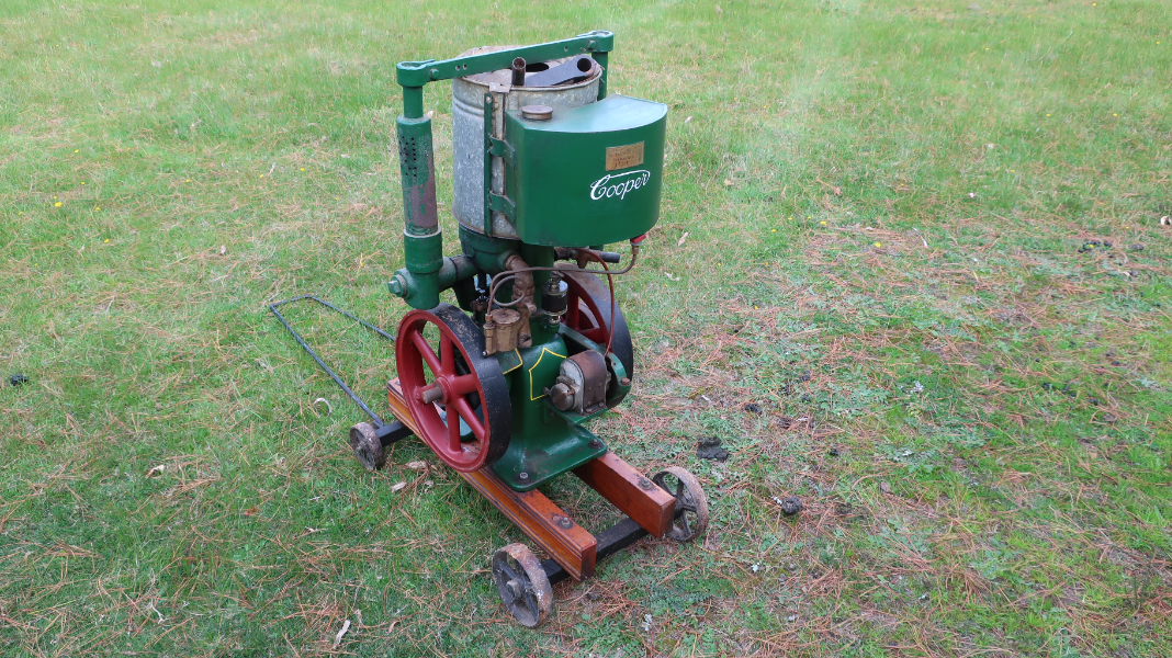 Lot 83 - Cooper Little Wonder Engine | AuctionsPlus