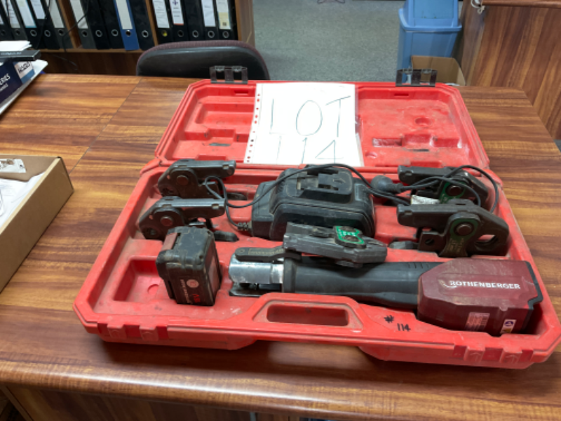 Lot 114 - Pipe Crimper | AuctionsPlus