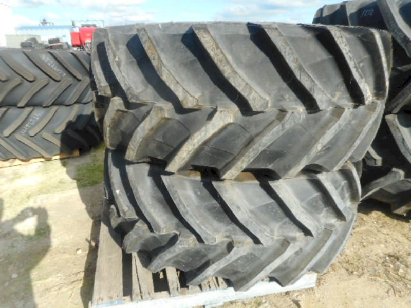 Lot 48 - 2 X Trelleborg TM 900 600/70R30 Tyres and Rims | AuctionsPlus