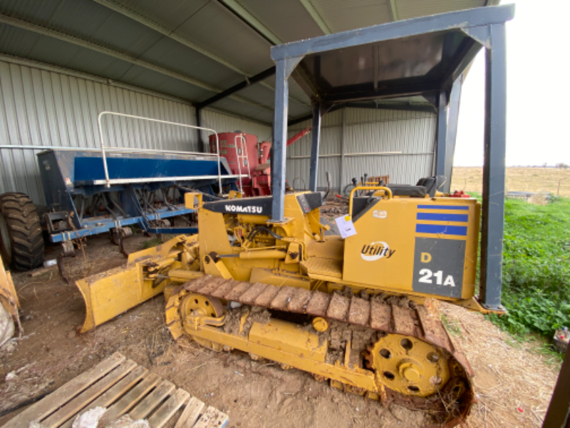 Lot 3 - Komatsu D21A dozer | AuctionsPlus