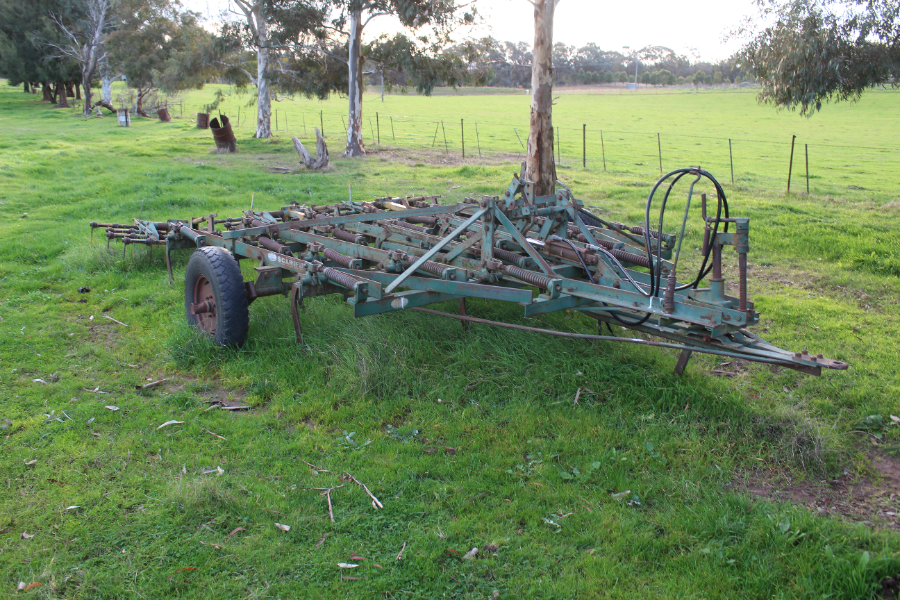 Lot 95 - John Shearer Spring Release Scarifier with detachable finger ...