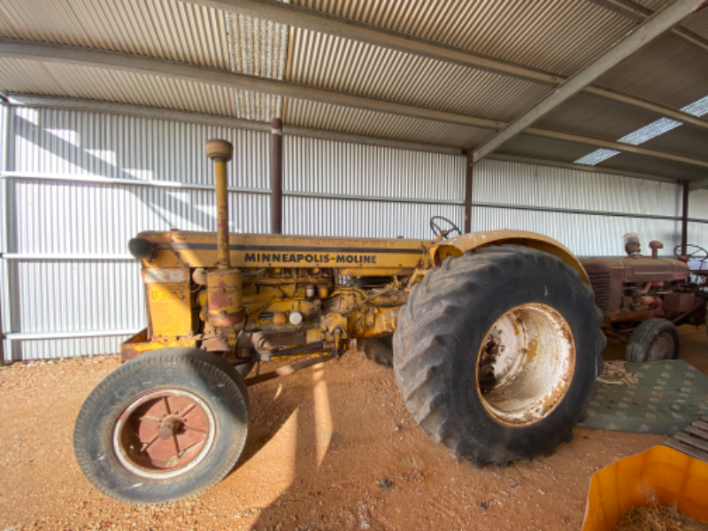 LOT 23 - Minneapolis - Moline G705 | AuctionsPlus