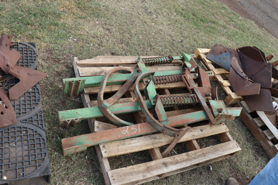Lot 231 - Mardell harrow frames & John Shearer trash worker tynes ...