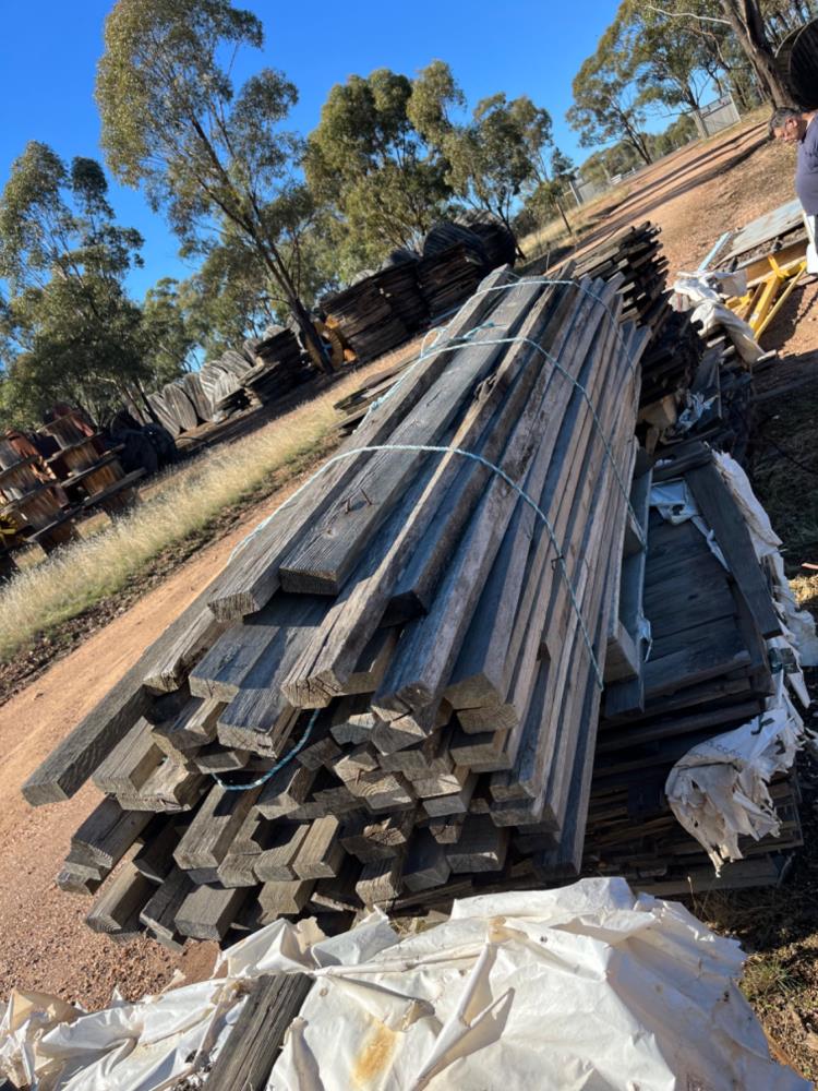 Lot 51 - 7 pallets of timber | AuctionsPlus
