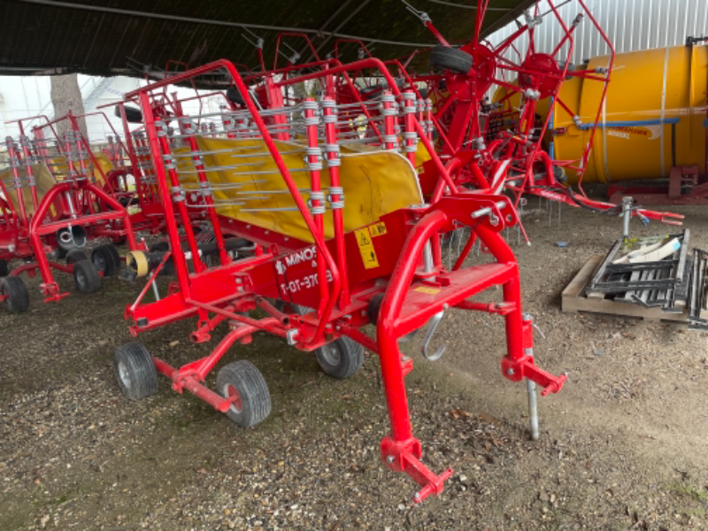 Lot 7 - 3.5m HAY RAKE | AuctionsPlus