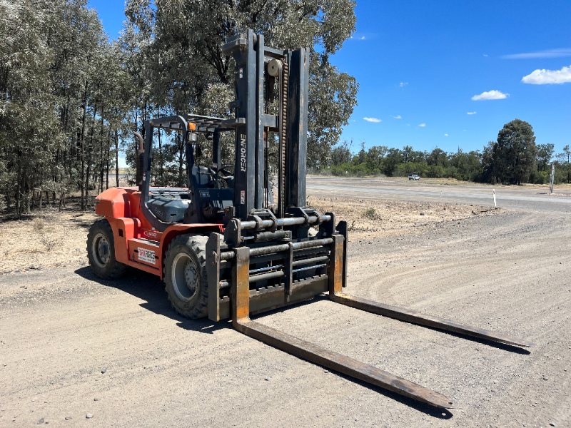 LOT 8 - ENFORCER FORKLIFT 10T | AuctionsPlus