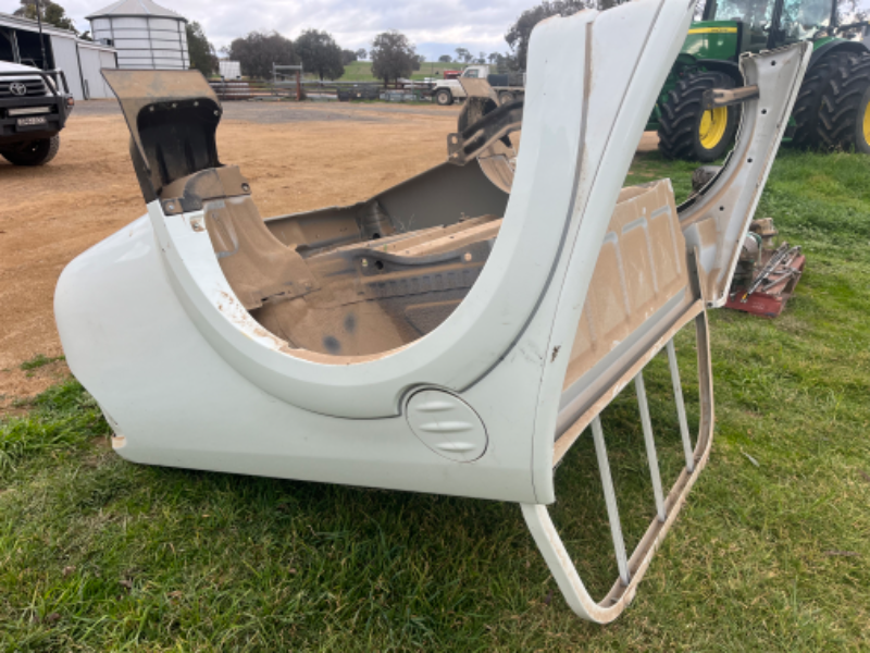 Lot 93 - MN Mitsubishi Triton Tub | AuctionsPlus