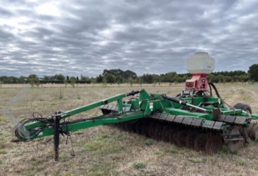 Lot 13 - 2011 K - Line 4.5mtr Speed Tiller | AuctionsPlus