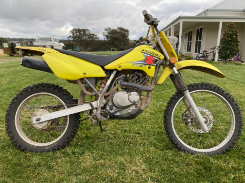 Lot 122 - Suzuki DRZ 125 | AuctionsPlus